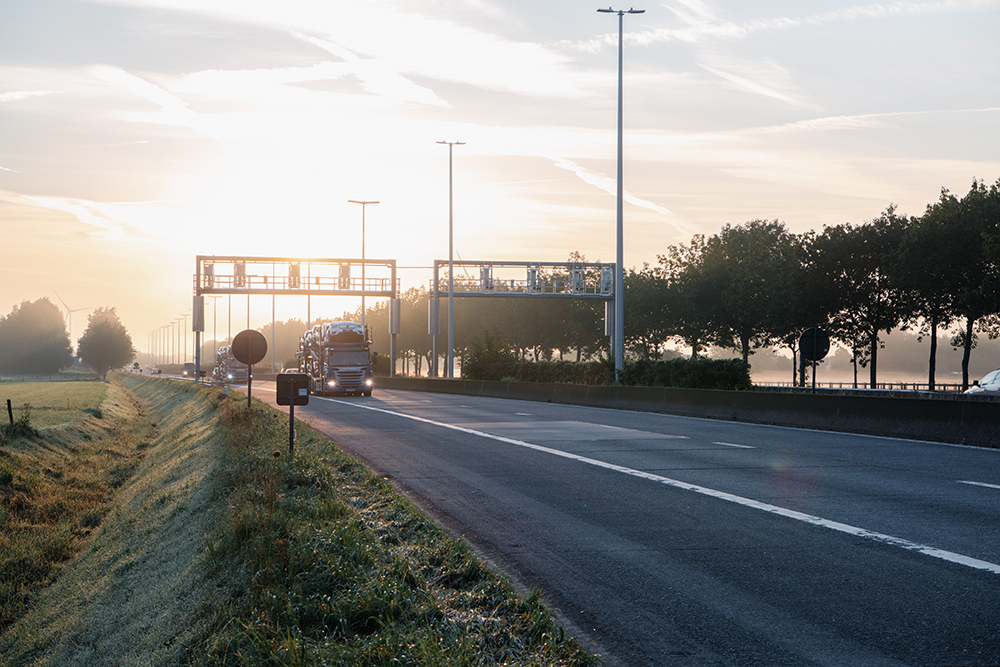 En Wallonie, les tarifs de la redevance kilométrique poids lourds ...